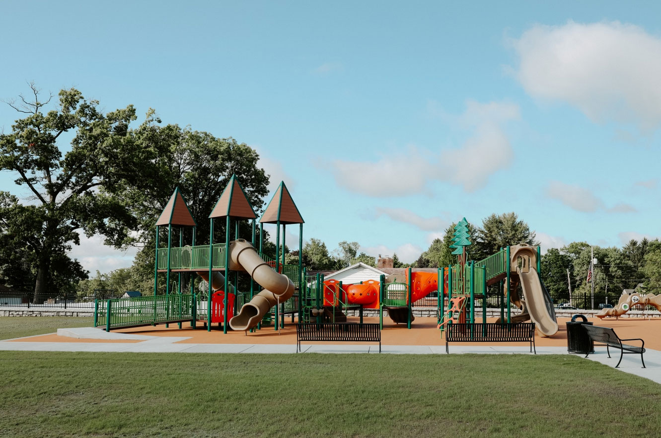 Fairlane Avenue Park Playground